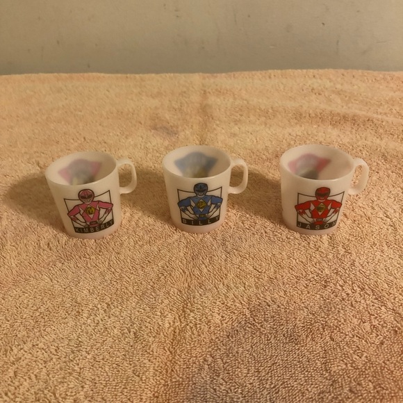 Chiltons | Toys | Vintage Chiltons Power Ranger Cups Kimberly Billy ...